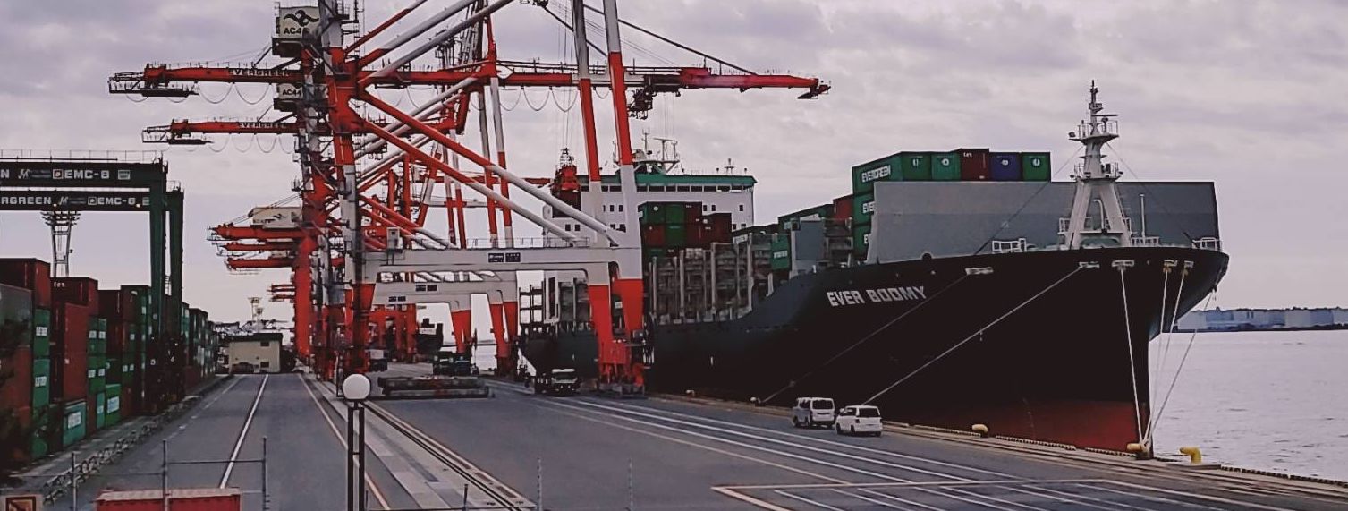 海上輸送が大混乱 スエズ運河開通後でも – RUBBER STATION